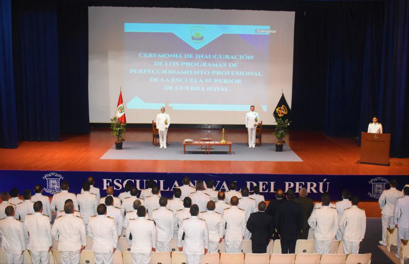 Inauguración del año académico en la Escuela Superior de Guerra Naval ...